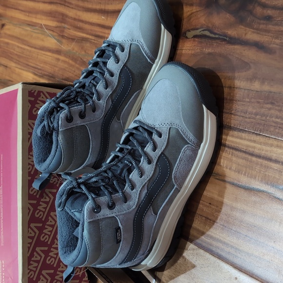 Vans | Shoes | Vans Mte Ultrarange Exo Prima Loft Water Resistant Boots ...